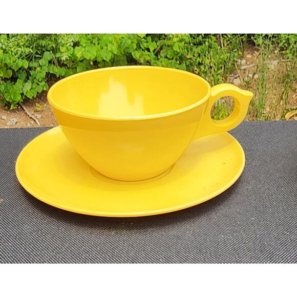 Laguna Melmac | Dining | Vintage Laguna Melmac Los Angeles Cups And ...
